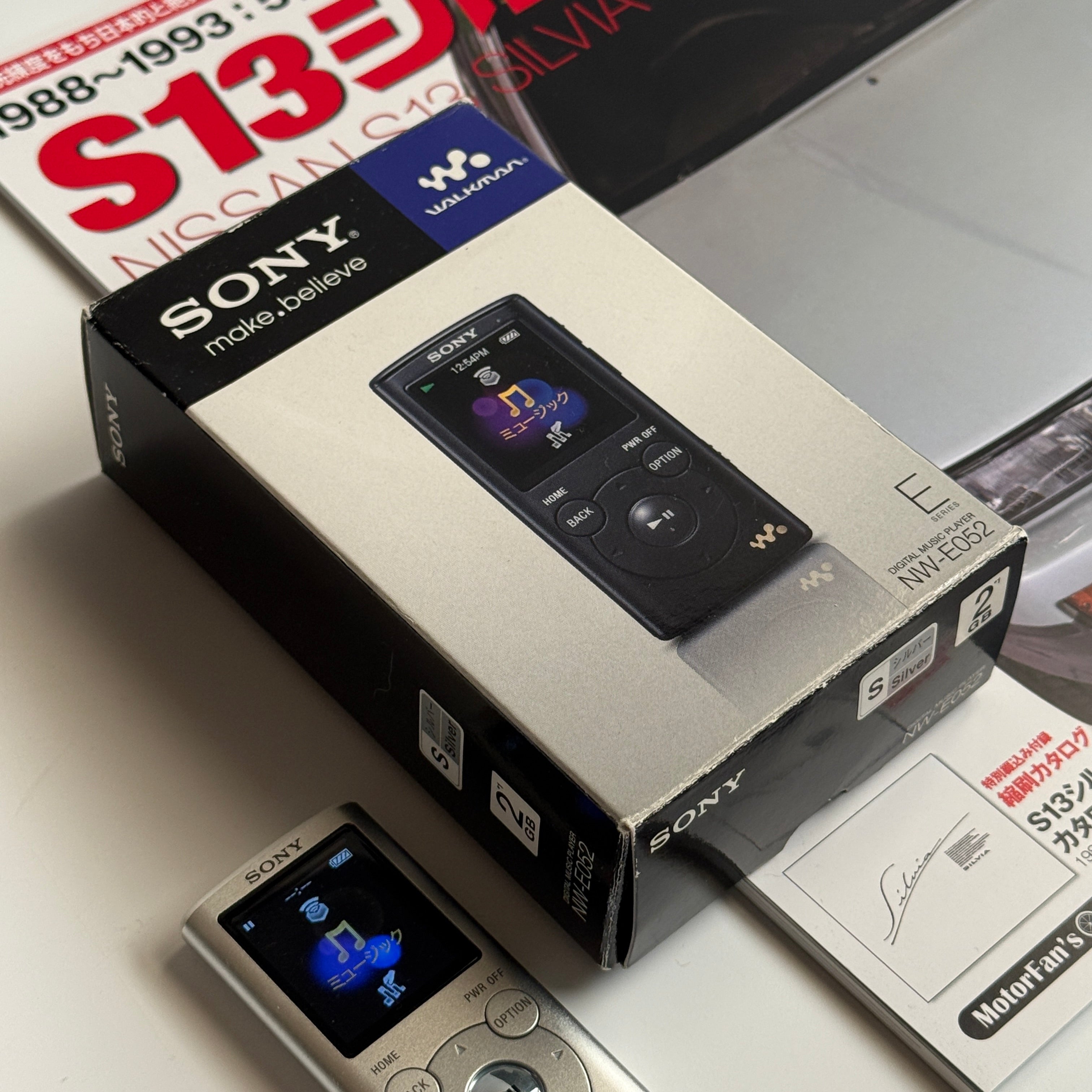 Sony Walkman NW-E052 MP3 player (in box) – Zaku Mods